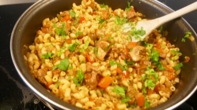 Surinaamse macaroni recept | eetse