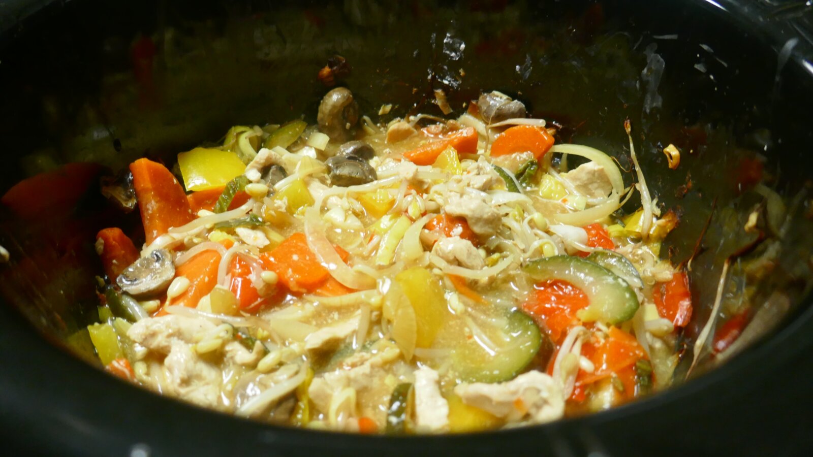 Tjap Tjoy uit de Slowcooker recept | eetse