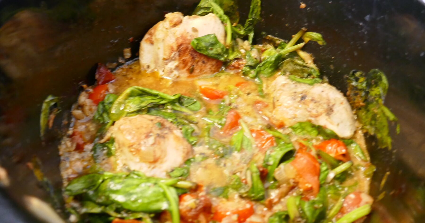 Toscaanse kippendijen uit de Slowcooker recept | eetse